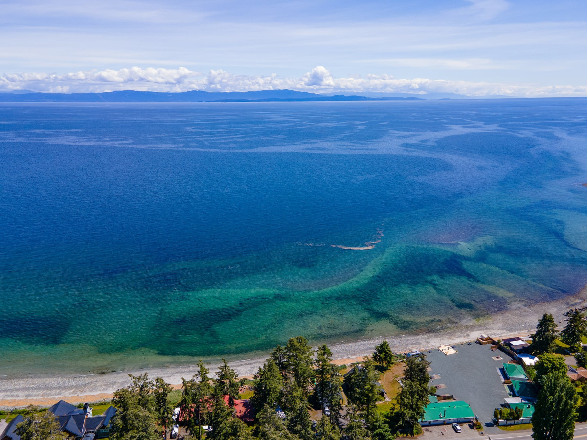 Qualicum Beach Cabins, RV Sites + More ☀️ ROAM Beach Resort